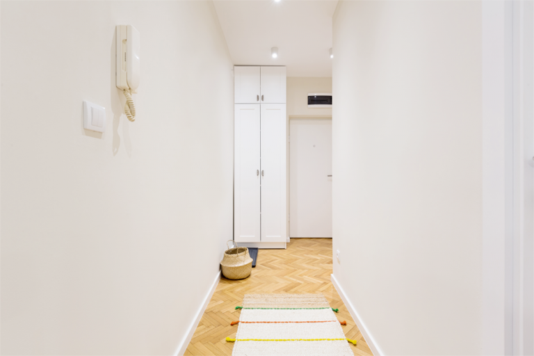 Una pared completamente renovada con Isolfix Anti Manchas - Bricopared ...